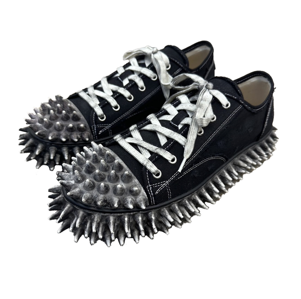 DIRTY SPIKE TOE CAP CANVAS SNEAKER – doublet